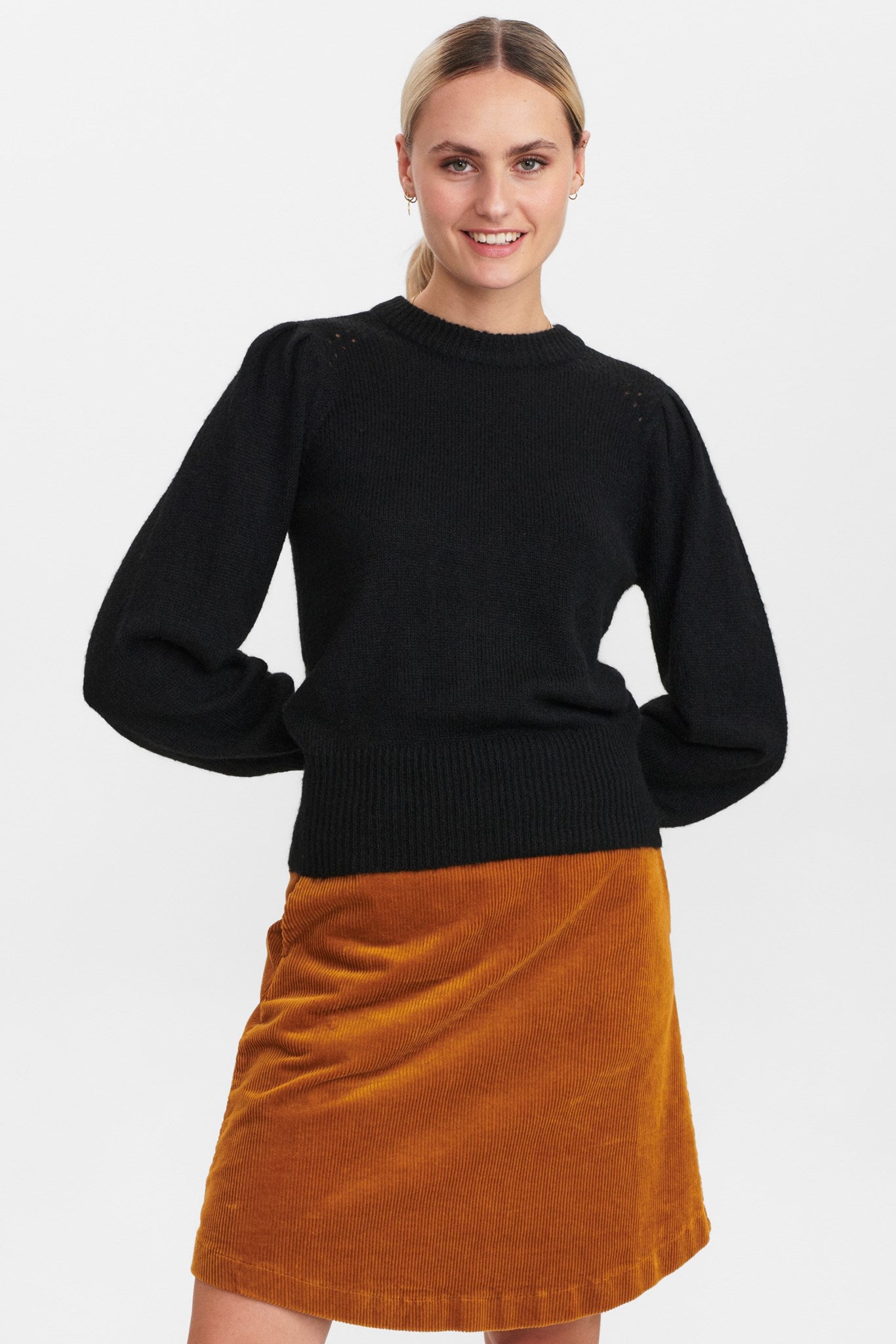 NUCHANEY PULLOVER - Caviar