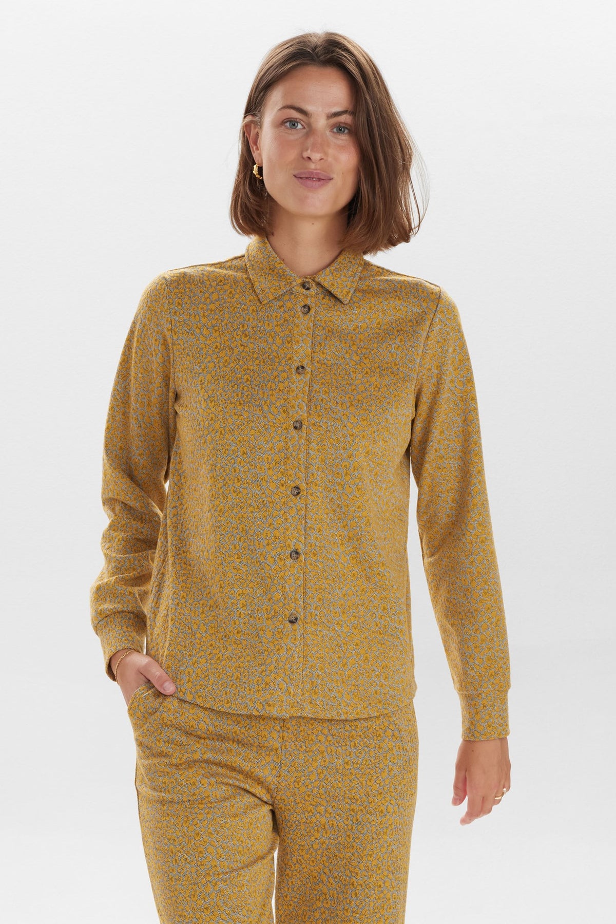 NUJOY SHIRT - Golden Spice