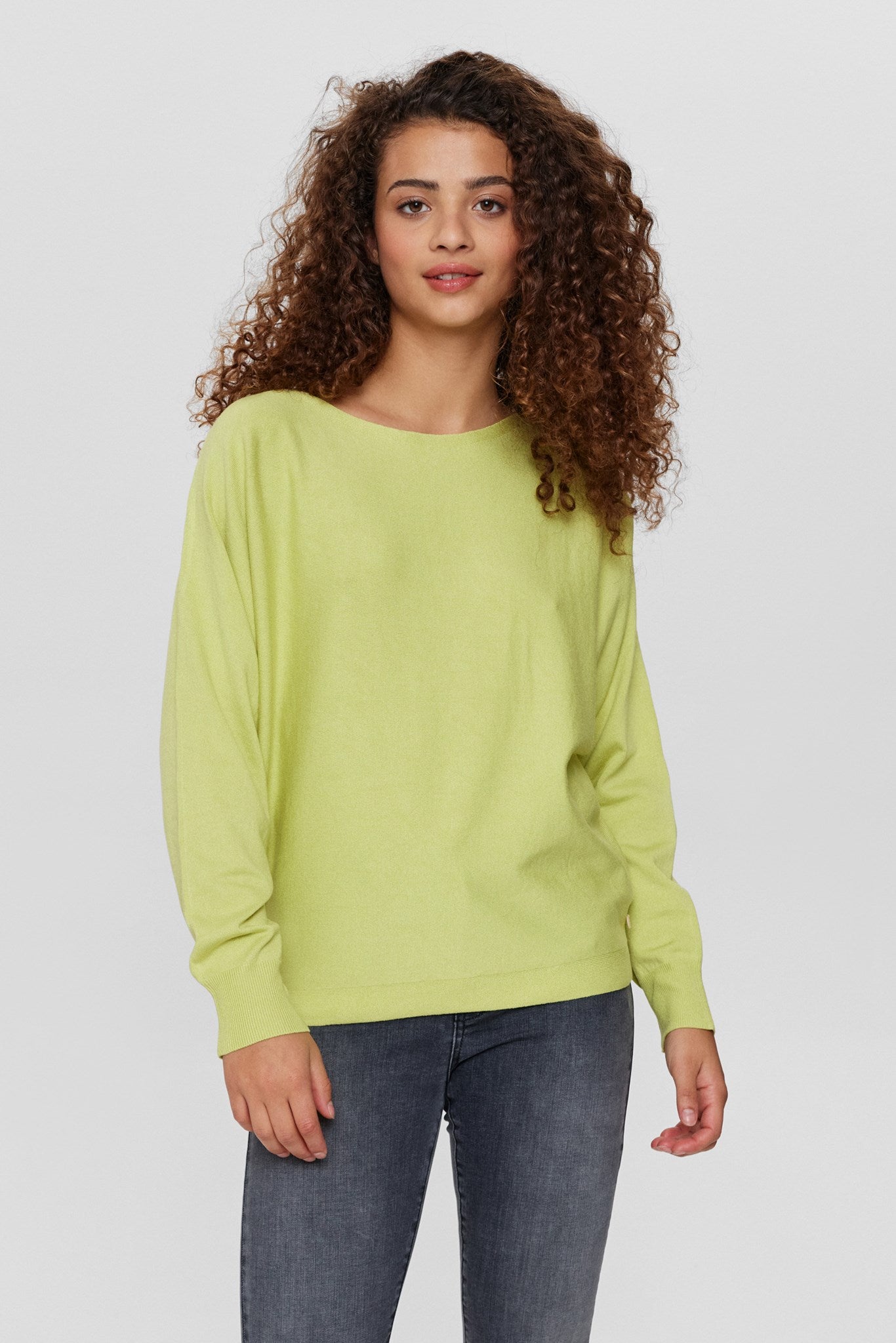 NUDAYA PULLOVER - Celery Green